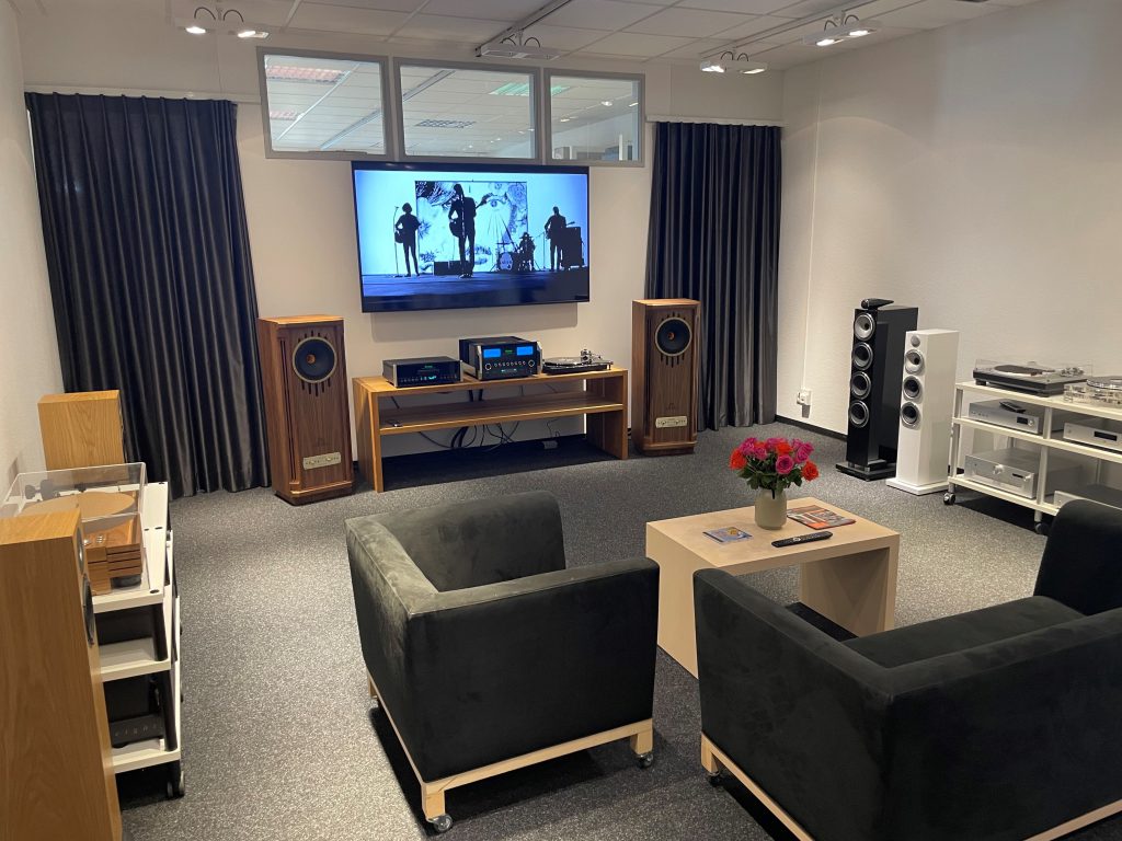 SG Akustik Hifi Studio Karlsruhe